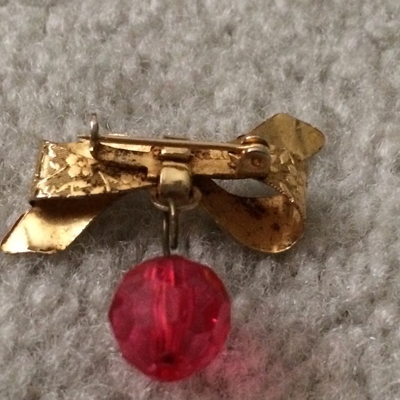 Jewelry | Vintage Gold Tone Bow Pins | Poshmark